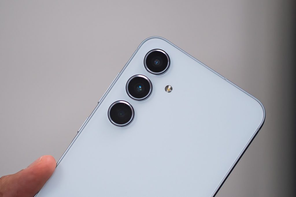 Samsung Galaxy A55 5G Review: Is It All Gloss and No Guts?