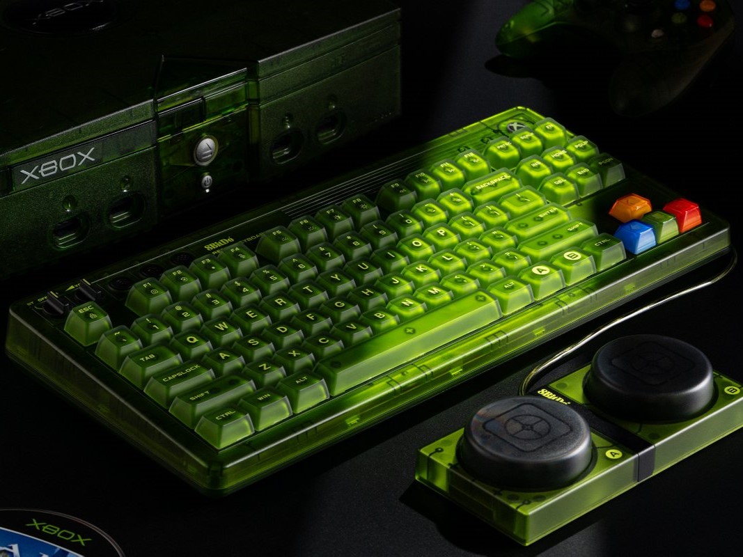 8BitDo Brings the OG Xbox Aesthetic to Your Desk with New Retro Gear